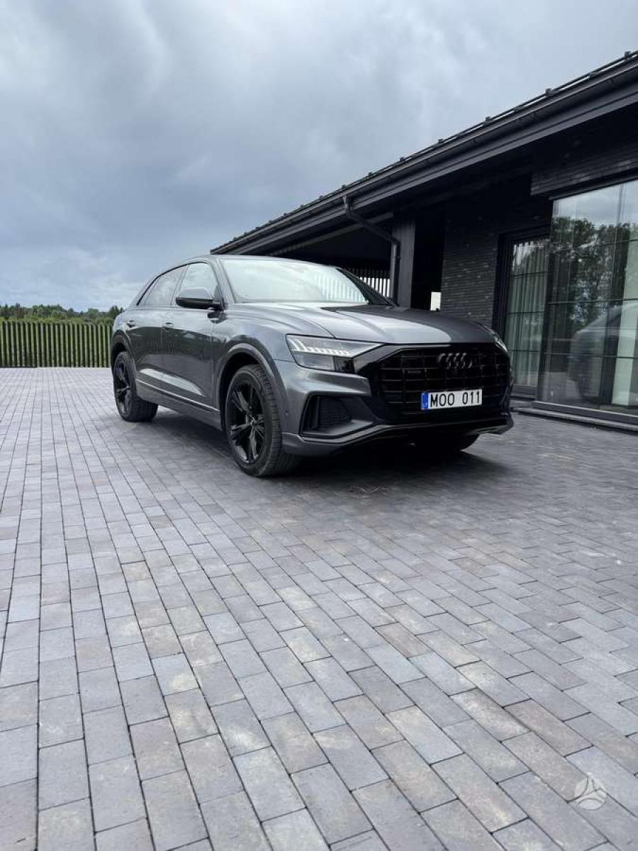 Grey Audi Q8 2021 in Birzai, with an engine capacity of 3.00 L and mileage of 118 thousand km for 42000 €, photo 7 on AUTOMOTO.COM.LV