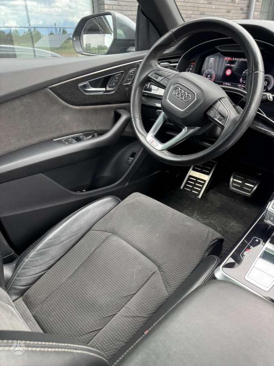 Grey Audi Q8 2021 in Birzai, with an engine capacity of 3.00 L and mileage of 118 thousand km for 42000 €, photo 14 on AUTOMOTO.COM.LV