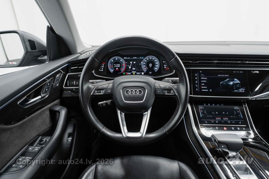 Pelēks Audi Q8 2019 Tallina, ar dzinēja tilpumu 3.00 L un nobraukumu 109 tūkst. km par 46900 €, foto 11 vietnē AUTOMOTO.COM.LV