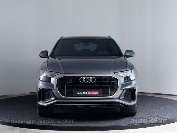 Grey Audi Q8 2022 in Tallinn, with an engine capacity of 3.00 L and mileage of 0 thousand km for 64000 €, photo 2 on AUTOMOTO.COM.LV