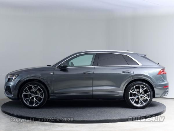 Grey Audi Q8 2022 in Tallinn, with an engine capacity of 3.00 L and mileage of 0 thousand km for 64000 €, photo 7 on AUTOMOTO.COM.LV