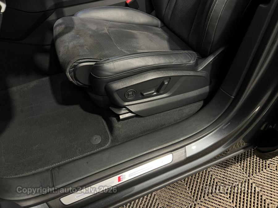 Grey Audi Q8 2022 in Tallinn, with an engine capacity of 3.00 L and mileage of 0 thousand km for 64000 €, photo 14 on AUTOMOTO.COM.LV