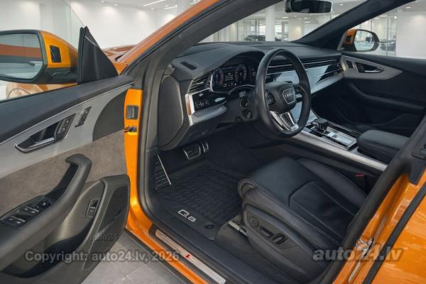 Oranžs Audi Q8 2018 Tallina, ar dzinēja tilpumu 3.00 L un nobraukumu 111 tūkst. km par 49900 €, foto 10 vietnē AUTOMOTO.COM.LV