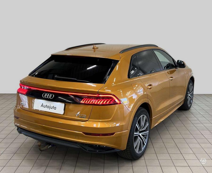 Orange Audi Q8 2018 in Kaunas, with an engine capacity of 2.97 L and mileage of 174 thousand km for 41800 €, photo 5 on AUTOMOTO.COM.LV