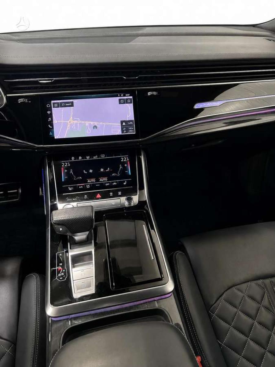 Orange Audi Q8 2018 in Kaunas, with an engine capacity of 2.97 L and mileage of 174 thousand km for 41800 €, photo 12 on AUTOMOTO.COM.LV