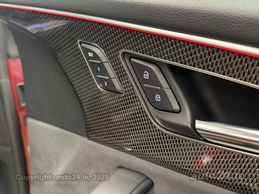 Red Audi Q8 2023 in Tallinn, with an engine capacity of 3.00 L and mileage of 88 thousand km for 64990 €, photo 21 on AUTOMOTO.COM.LV