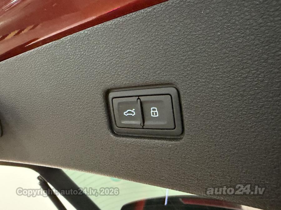 Red Audi Q8 2023 in Tallinn, with an engine capacity of 3.00 L and mileage of 88 thousand km for 64990 €, photo 24 on AUTOMOTO.COM.LV
