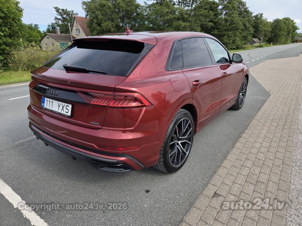 Red Audi Q8 2023 in Tallinn, with an engine capacity of 3.00 L and mileage of 88 thousand km for 64900 €, photo 4 on AUTOMOTO.COM.LV