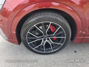 Sarkans Audi Q8 2023 Tallina, ar dzinēja tilpumu 3.00 L un nobraukumu 88 tūkst. km par 64900 €, foto 13 vietnē AUTOMOTO.COM.LV
