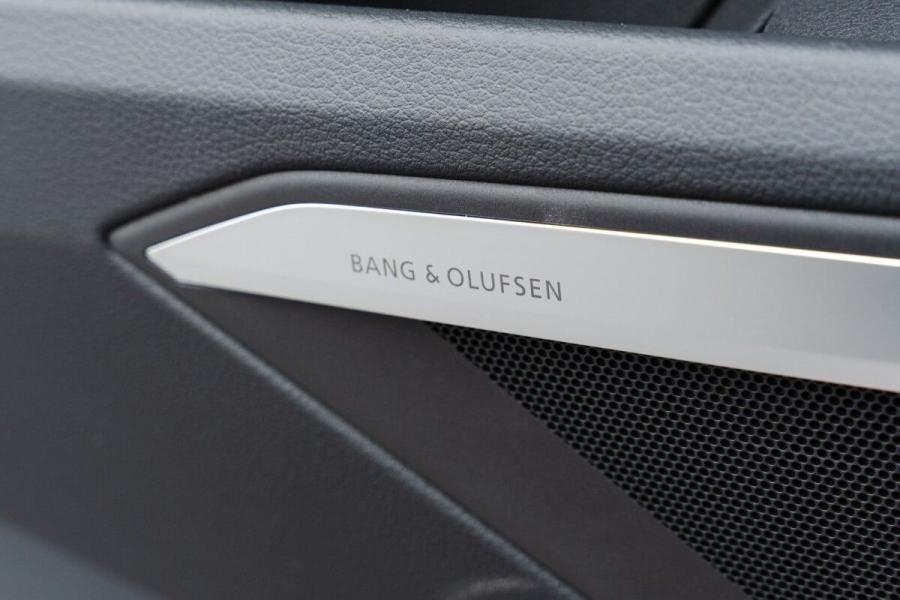 Pelēks Audi Q8 Sportback e-tron 2023 Mārupe, ar dzinēja tilpumu 0.00 L un nobraukumu 57 tūkst. km par 51900 €, foto 12 vietnē AUTOMOTO.COM.LV
