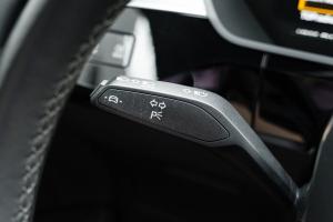 Pelēks Audi Q8 Sportback e-tron 2023 Mārupe, ar dzinēja tilpumu 0.00 L un nobraukumu 57 tūkst. km par 51900 €, foto 15 vietnē AUTOMOTO.COM.LV