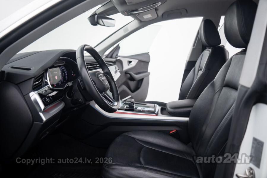 Balts Audi Q8 2018 Tallina, ar dzinēja tilpumu 3.00 L un nobraukumu 212 tūkst. km par 35999 €, foto 7 vietnē AUTOMOTO.COM.LV