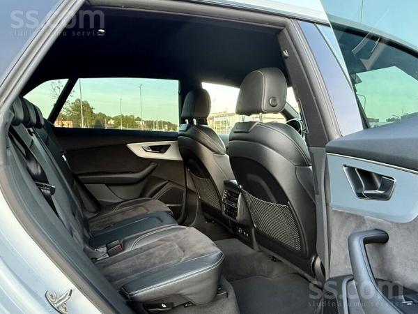 White Audi Q8 2018 in Riga, with an engine capacity of 3.00 L and mileage of 211 thousand km for 37994 €, photo 6 on AUTOMOTO.COM.LV