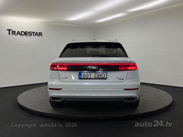 Balts Audi Q8 2018 Pērnava, ar dzinēja tilpumu 3.00 L un nobraukumu 122 tūkst. km par 44900 €, foto 6 vietnē AUTOMOTO.COM.LV