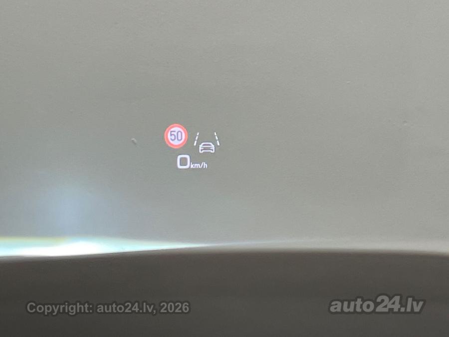 Balts Audi Q8 2018 Pērnava, ar dzinēja tilpumu 3.00 L un nobraukumu 122 tūkst. km par 44900 €, foto 16 vietnē AUTOMOTO.COM.LV