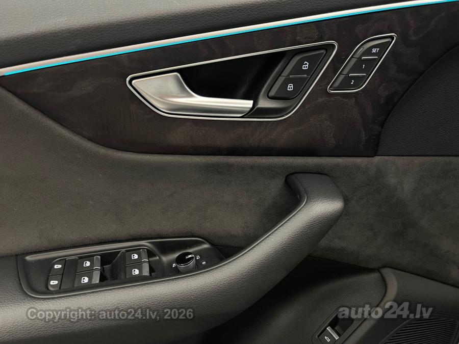 Balts Audi Q8 2018 Pērnava, ar dzinēja tilpumu 3.00 L un nobraukumu 122 tūkst. km par 44900 €, foto 27 vietnē AUTOMOTO.COM.LV