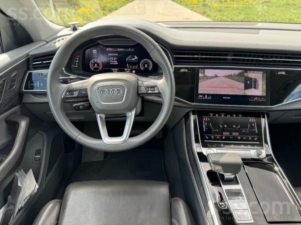 White Audi Q8 2018 in Riga, with an engine capacity of 3.00 L and mileage of 132 thousand km for 39800 €, photo 10 on AUTOMOTO.COM.LV
