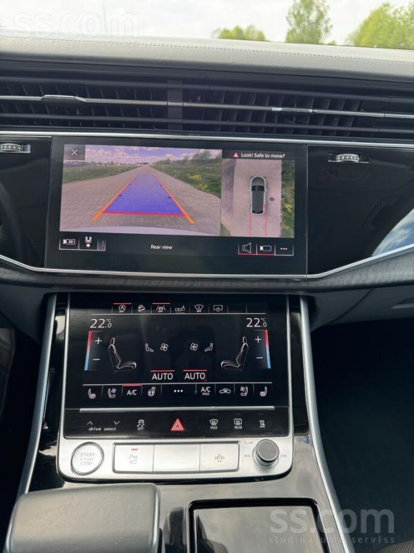 White Audi Q8 2018 in Riga, with an engine capacity of 3.00 L and mileage of 132 thousand km for 39800 €, photo 11 on AUTOMOTO.COM.LV