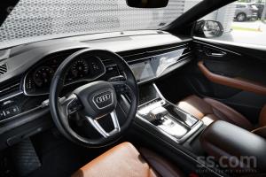 White Audi Q8 2019 in Riga, with an engine capacity of 3.00 L and mileage of 133 thousand km for 59900 €, photo 12 on AUTOMOTO.COM.LV
