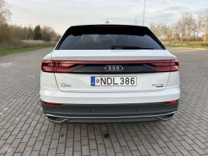 White Audi Q8 2019 in Siauliai, with an engine capacity of 3.00 L and mileage of 264 thousand km for 33500 €, photo 4 on AUTOMOTO.COM.LV