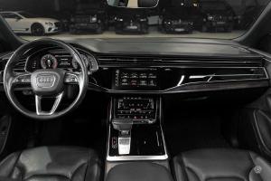 White Audi Q8 2019 in Riga, with an engine capacity of 2.97 L and mileage of 124 thousand km for 48800 €, photo 10 on AUTOMOTO.COM.LV