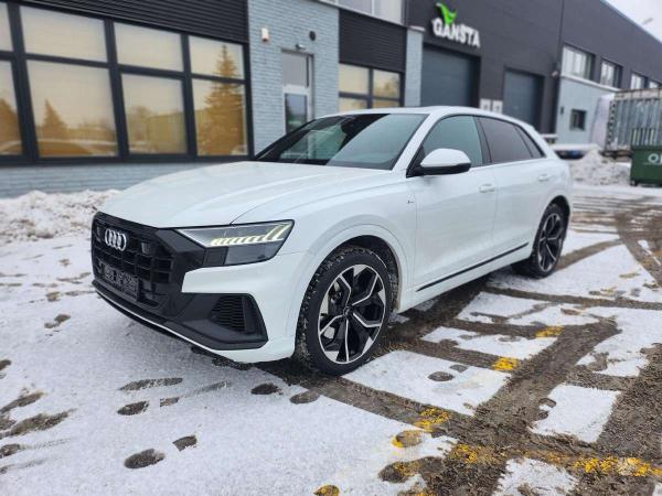 White Audi Q8 2019 in Kaunas, with an engine capacity of 2.97 L and mileage of 275 thousand km for 35000 €, photo 1 on AUTOMOTO.COM.LV