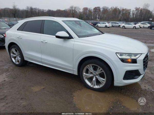 White Audi Q8 2019 in Klaipeda, with an engine capacity of 3.00 L and mileage of 83 thousand km for 26000 €, photo 1 on AUTOMOTO.COM.LV