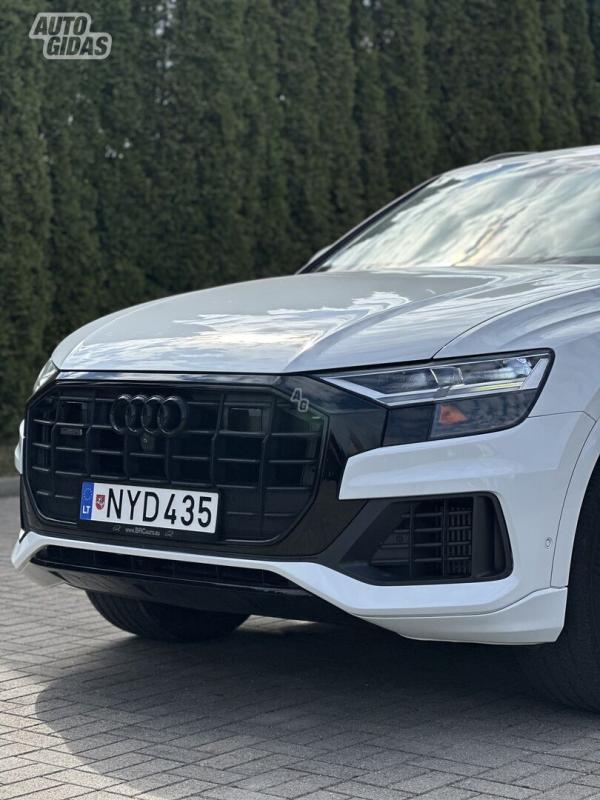 White Audi Q8 2019 in Vilnius, with an engine capacity of 3.00 L and mileage of 116 thousand km for 45000 €, photo 6 on AUTOMOTO.COM.LV
