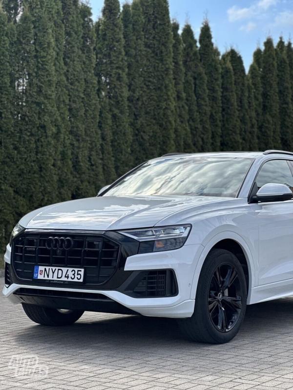 White Audi Q8 2019 in Vilnius, with an engine capacity of 3.00 L and mileage of 116 thousand km for 45000 €, photo 7 on AUTOMOTO.COM.LV