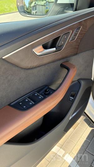 Balts Audi Q8 2019 Rīga, ar dzinēja tilpumu 3.00 L un nobraukumu 158 tūkst. km par 44500 €, foto 23 vietnē AUTOMOTO.COM.LV