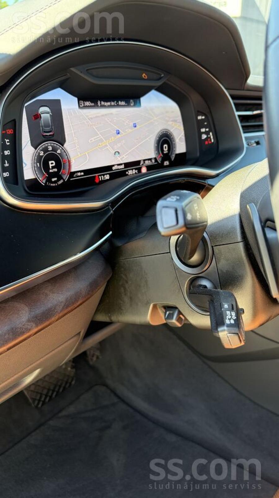 White Audi Q8 2019 in Riga, with an engine capacity of 3.00 L and mileage of 158 thousand km for 44500 €, photo 25 on AUTOMOTO.COM.LV