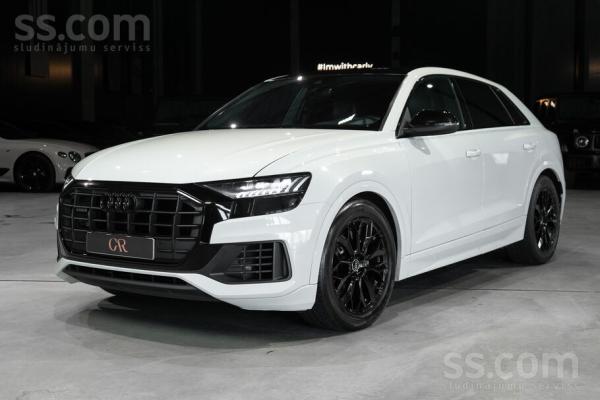 White Audi Q8 2019 in Riga, with an engine capacity of 3.00 L and mileage of 124 thousand km for 40900 €, photo 1 on AUTOMOTO.COM.LV