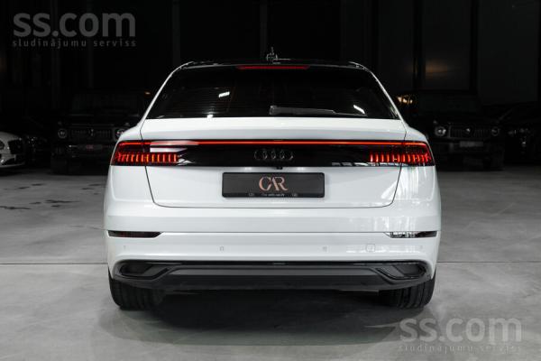 White Audi Q8 2019 in Riga, with an engine capacity of 3.00 L and mileage of 124 thousand km for 40900 €, photo 5 on AUTOMOTO.COM.LV