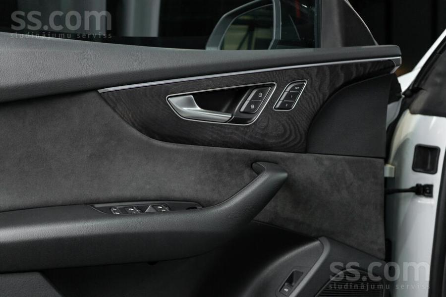 Balts Audi Q8 2019 Rīga, ar dzinēja tilpumu 3.00 L un nobraukumu 124 tūkst. km par 40900 €, foto 16 vietnē AUTOMOTO.COM.LV