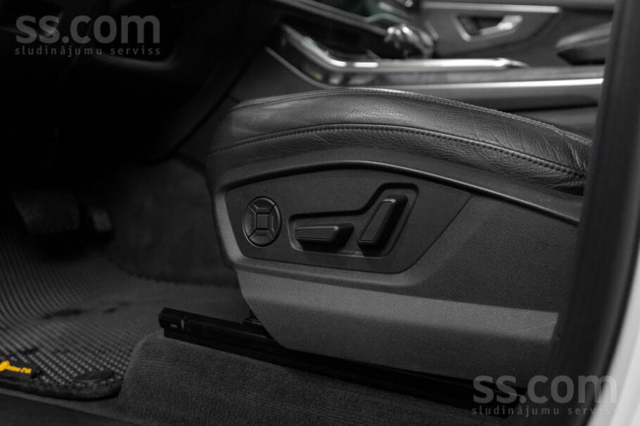 Balts Audi Q8 2019 Rīga, ar dzinēja tilpumu 3.00 L un nobraukumu 124 tūkst. km par 40900 €, foto 19 vietnē AUTOMOTO.COM.LV