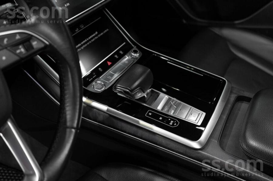 Balts Audi Q8 2019 Rīga, ar dzinēja tilpumu 3.00 L un nobraukumu 124 tūkst. km par 40900 €, foto 21 vietnē AUTOMOTO.COM.LV
