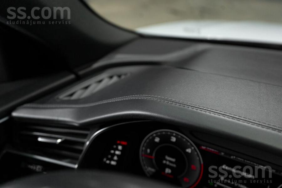 Balts Audi Q8 2019 Rīga, ar dzinēja tilpumu 3.00 L un nobraukumu 124 tūkst. km par 40900 €, foto 23 vietnē AUTOMOTO.COM.LV