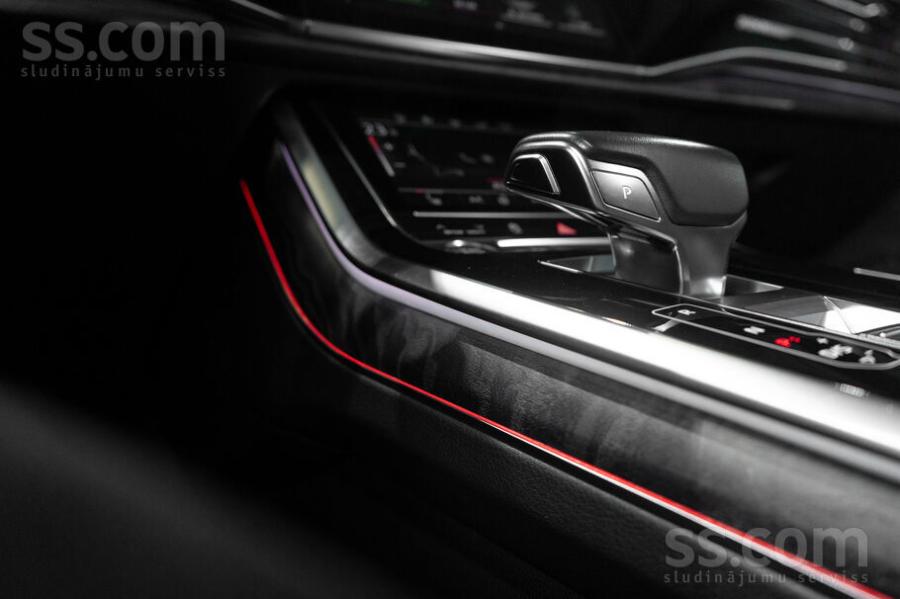 Balts Audi Q8 2019 Rīga, ar dzinēja tilpumu 3.00 L un nobraukumu 124 tūkst. km par 40900 €, foto 25 vietnē AUTOMOTO.COM.LV