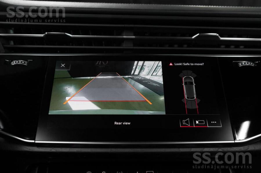Balts Audi Q8 2019 Rīga, ar dzinēja tilpumu 3.00 L un nobraukumu 124 tūkst. km par 40900 €, foto 28 vietnē AUTOMOTO.COM.LV