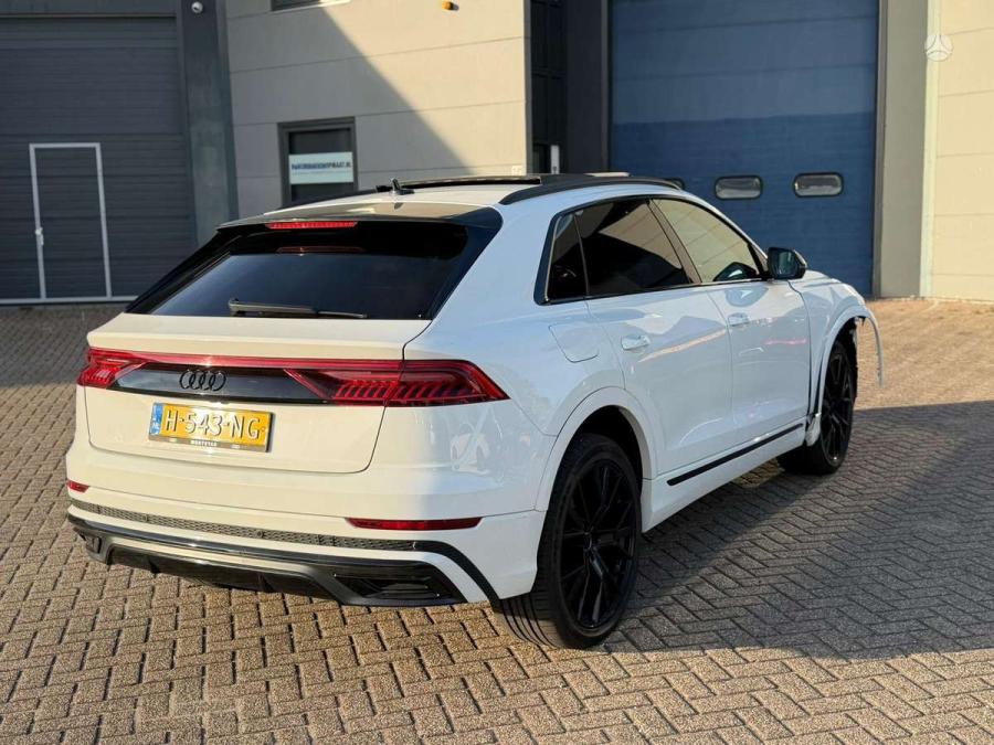 Белый Ауди Q8 2019 в Ионава, объемом двигателя 2.97 л и пробегом 260 тыс. км за 25600 €, фото 8 на AUTOMOTO.COM.LV