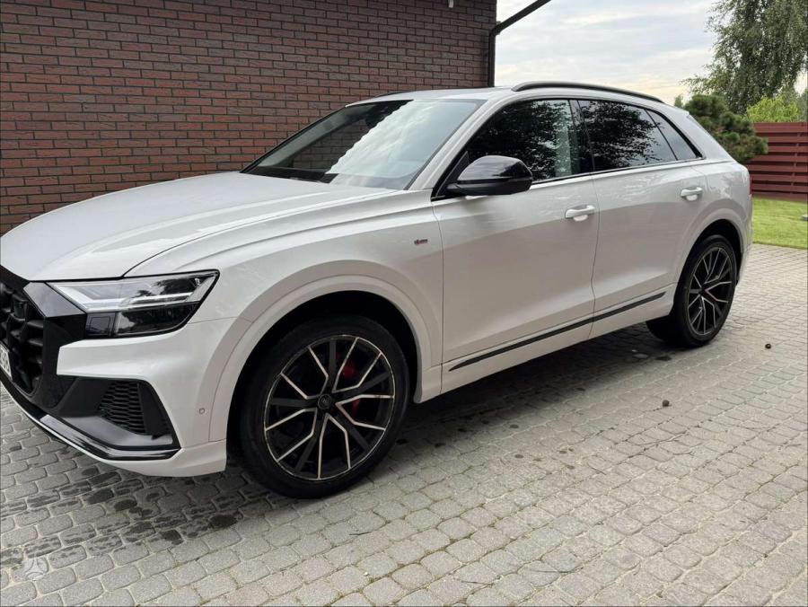 Balts Audi Q8 2019 Klaipėda, ar dzinēja tilpumu 3.00 L un nobraukumu 102 tūkst. km par 39950 €, foto 4 vietnē AUTOMOTO.COM.LV