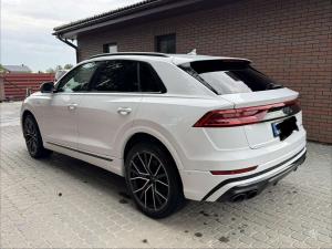 Balts Audi Q8 2019 Klaipėda, ar dzinēja tilpumu 3.00 L un nobraukumu 102 tūkst. km par 39950 €, foto 5 vietnē AUTOMOTO.COM.LV