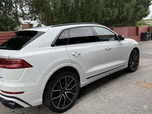 Balts Audi Q8 2019 Klaipėda, ar dzinēja tilpumu 3.00 L un nobraukumu 102 tūkst. km par 39950 €, foto 7 vietnē AUTOMOTO.COM.LV