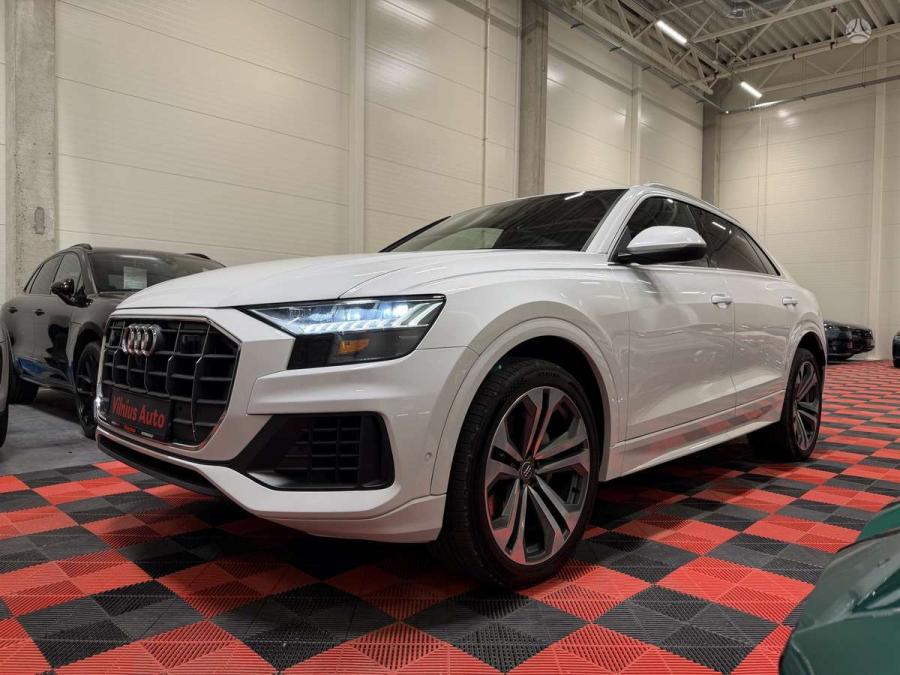 Balts Audi Q8 2019 Viļņa, ar dzinēja tilpumu 3.00 L un nobraukumu 138 tūkst. km par 36990 €, foto 1 vietnē AUTOMOTO.COM.LV