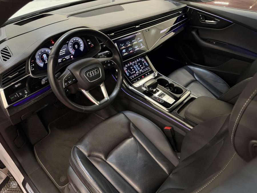 Balts Audi Q8 2019 Viļņa, ar dzinēja tilpumu 3.00 L un nobraukumu 138 tūkst. km par 36990 €, foto 14 vietnē AUTOMOTO.COM.LV