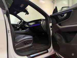 Balts Audi Q8 2019 Viļņa, ar dzinēja tilpumu 3.00 L un nobraukumu 138 tūkst. km par 36990 €, foto 19 vietnē AUTOMOTO.COM.LV