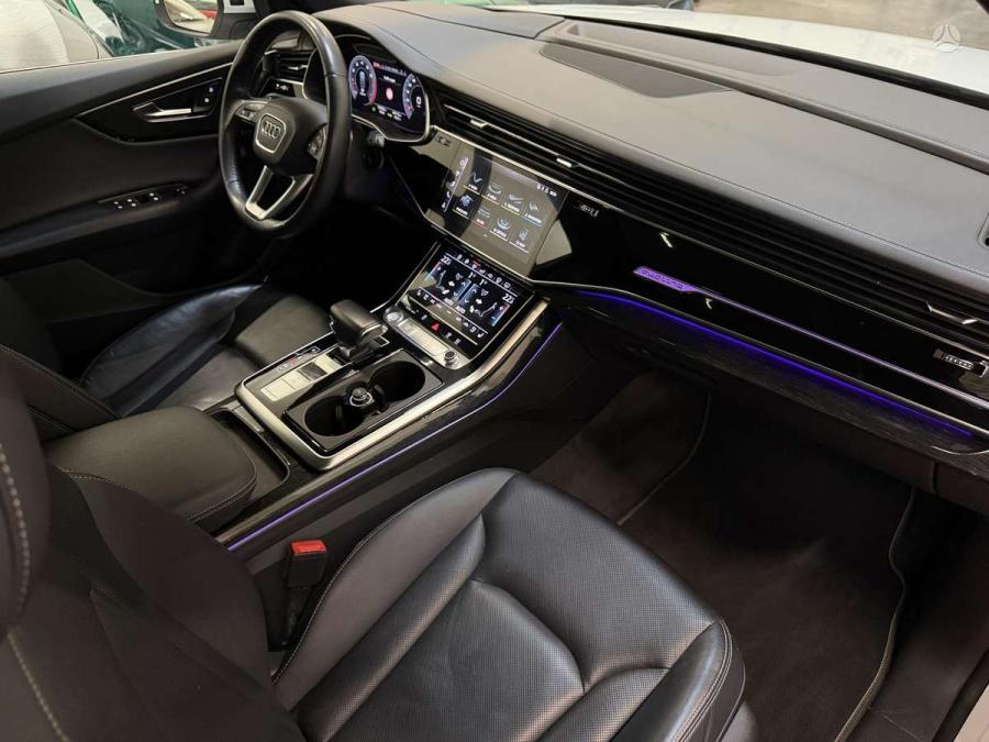 Balts Audi Q8 2019 Viļņa, ar dzinēja tilpumu 3.00 L un nobraukumu 138 tūkst. km par 36990 €, foto 20 vietnē AUTOMOTO.COM.LV