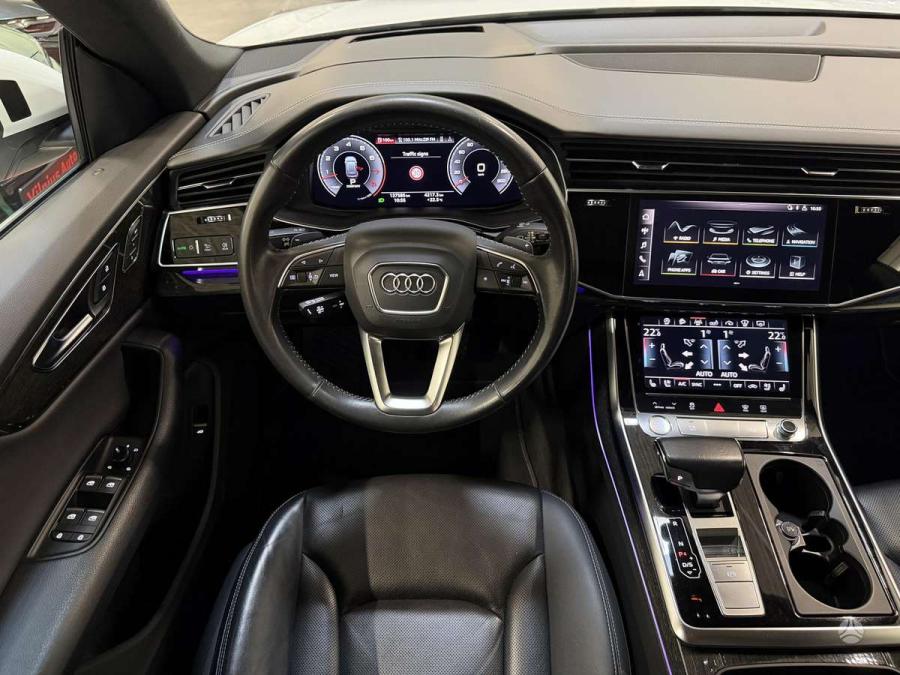 Balts Audi Q8 2019 Viļņa, ar dzinēja tilpumu 3.00 L un nobraukumu 138 tūkst. km par 36990 €, foto 22 vietnē AUTOMOTO.COM.LV