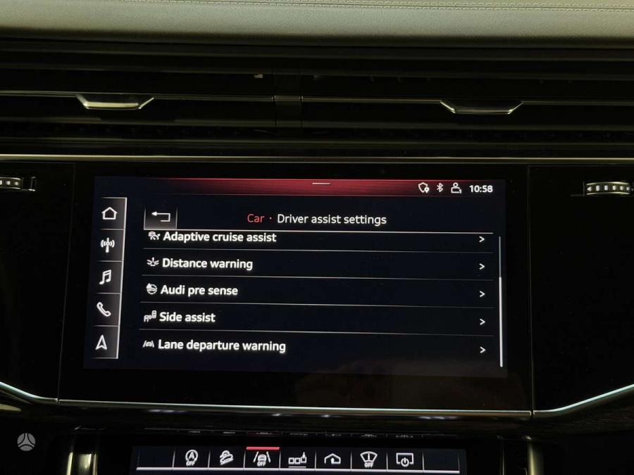 Balts Audi Q8 2019 Viļņa, ar dzinēja tilpumu 3.00 L un nobraukumu 138 tūkst. km par 36990 €, foto 32 vietnē AUTOMOTO.COM.LV