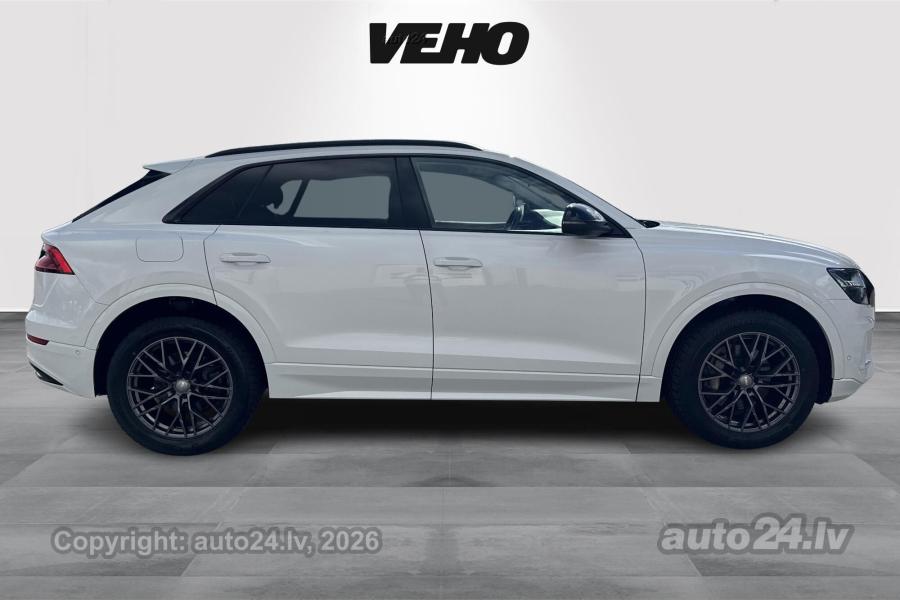 Balts Audi Q8 2019 Pērnava, ar dzinēja tilpumu 3.00 L un nobraukumu 164 tūkst. km par 36900 €, foto 3 vietnē AUTOMOTO.COM.LV